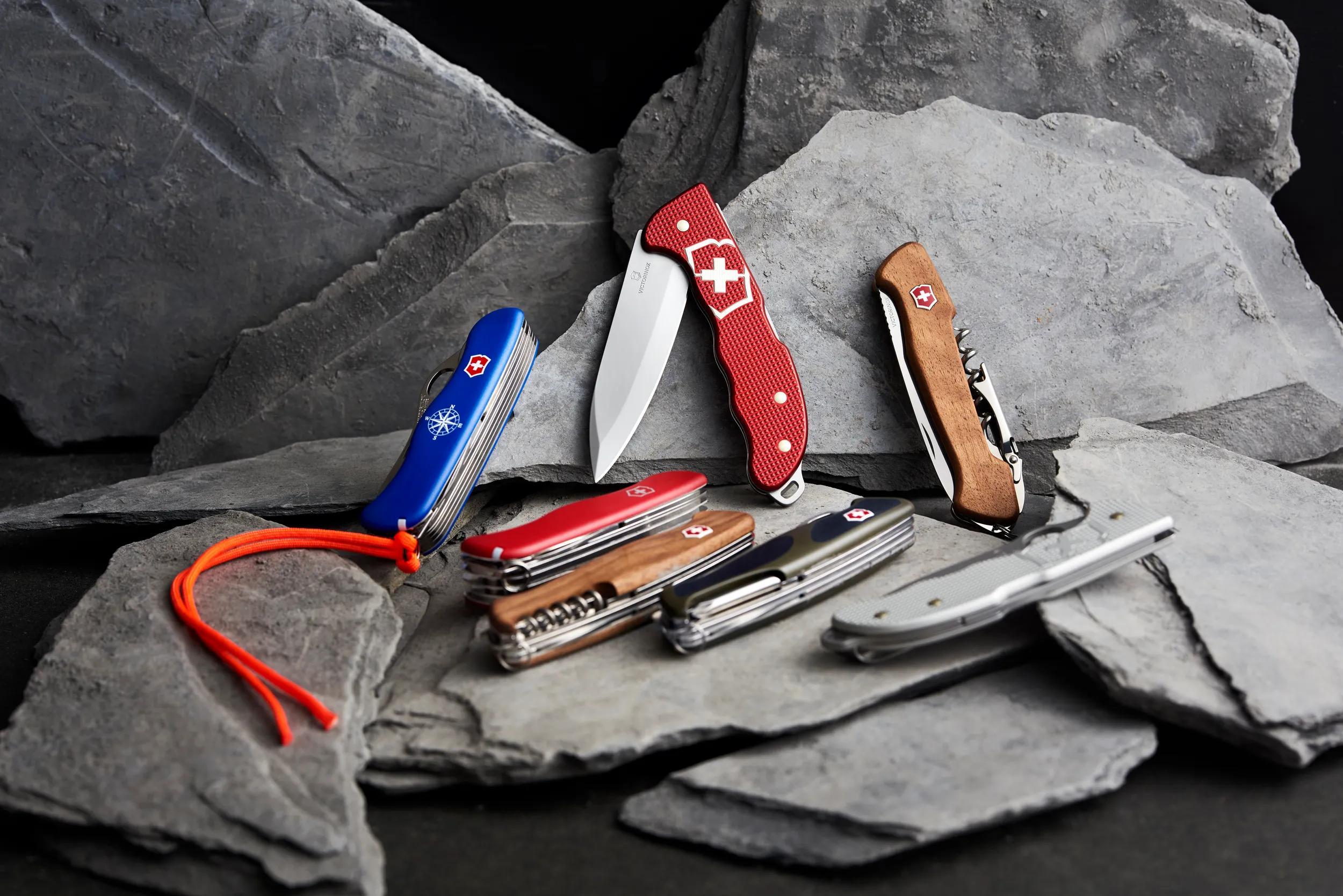 Personalize Large Pocket Knives | Victorinox (USA)